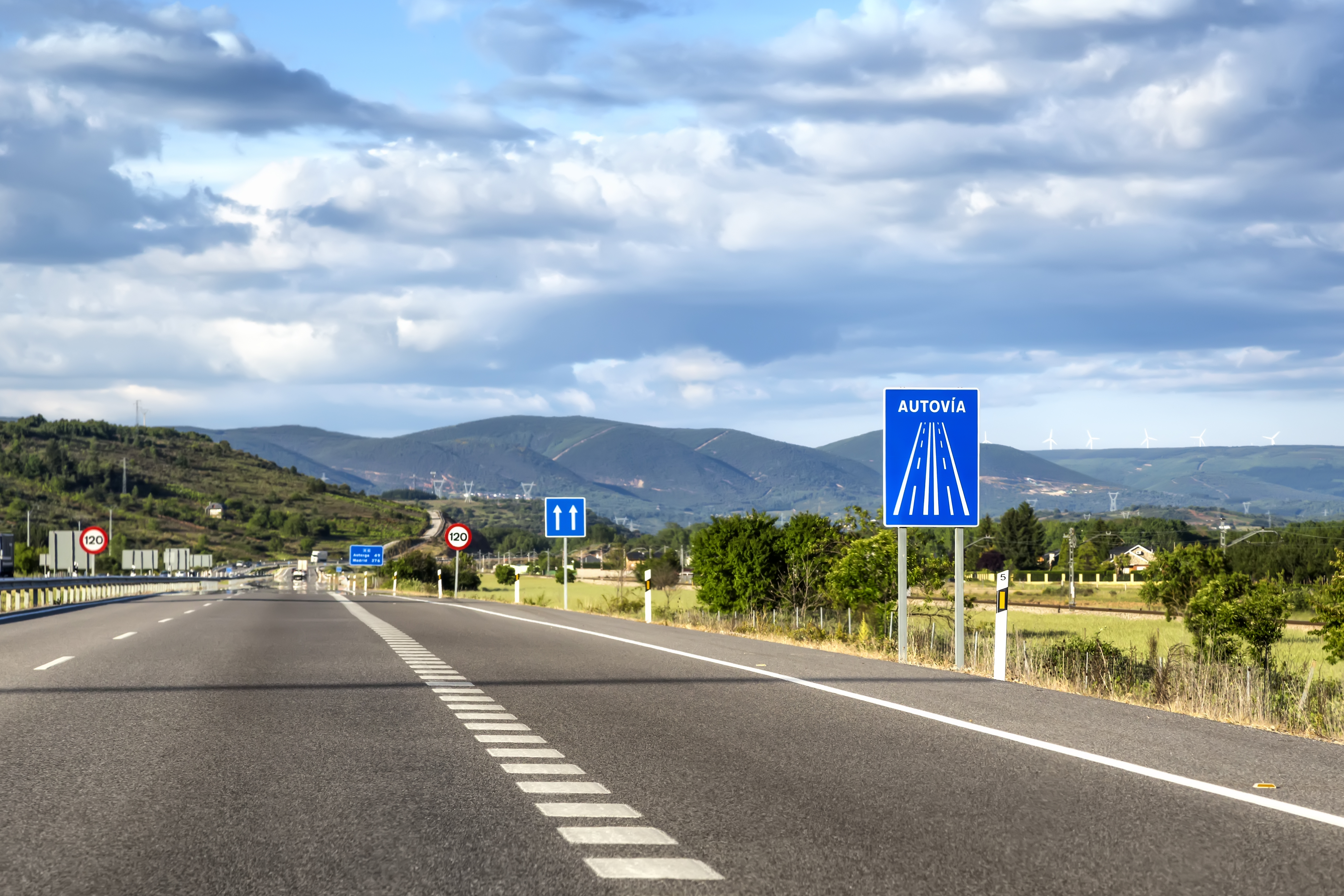 Todo sobre las señales de indicación - Onroad