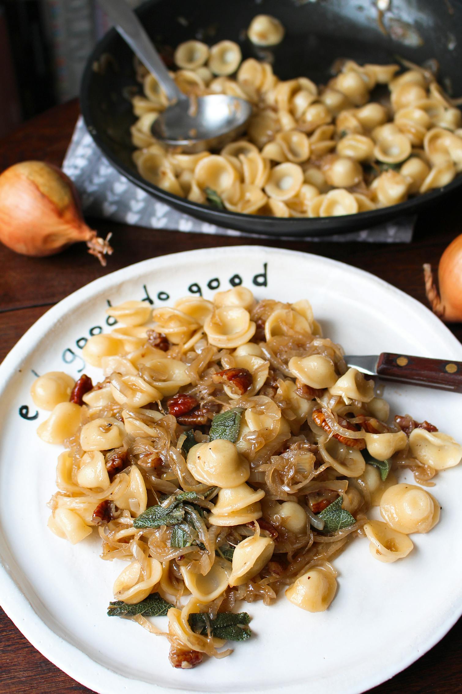 Creamy Onion and Pecan Pasta Sauce