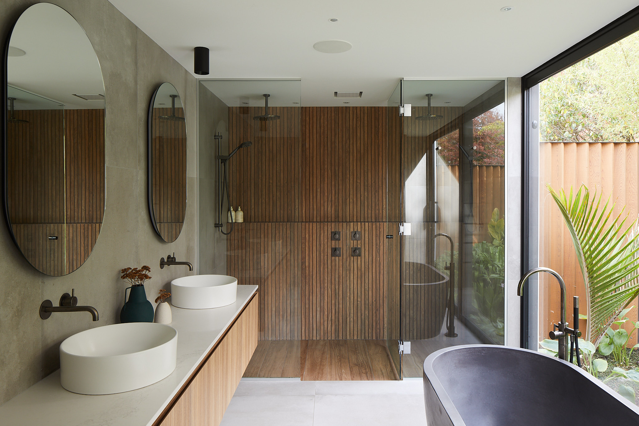 TILTED HOUSE | O'Neil Architecture is a top New Zealand architectural ...