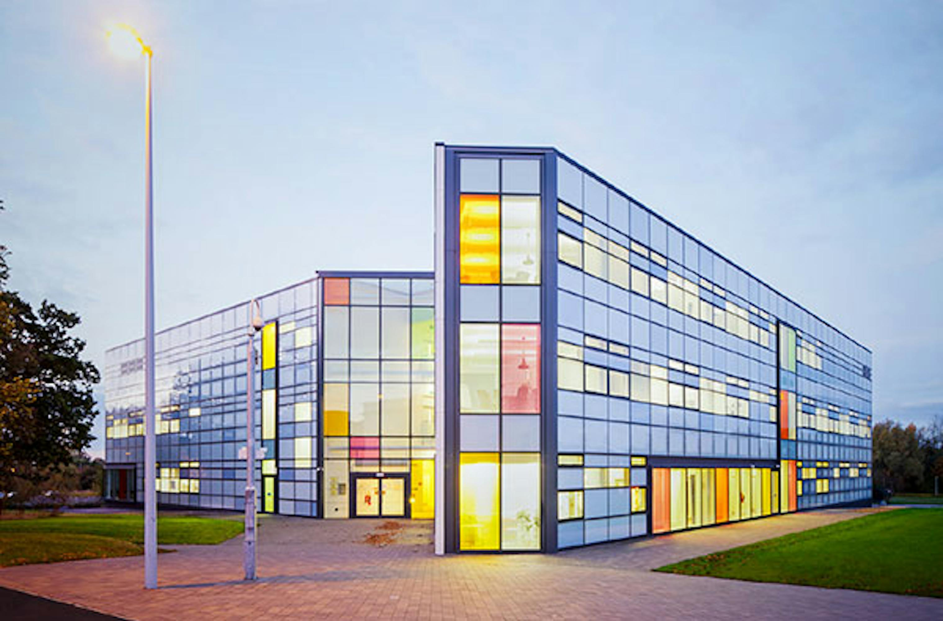 UKRI Economic and Social Research Council funds Research Capability Hub ...