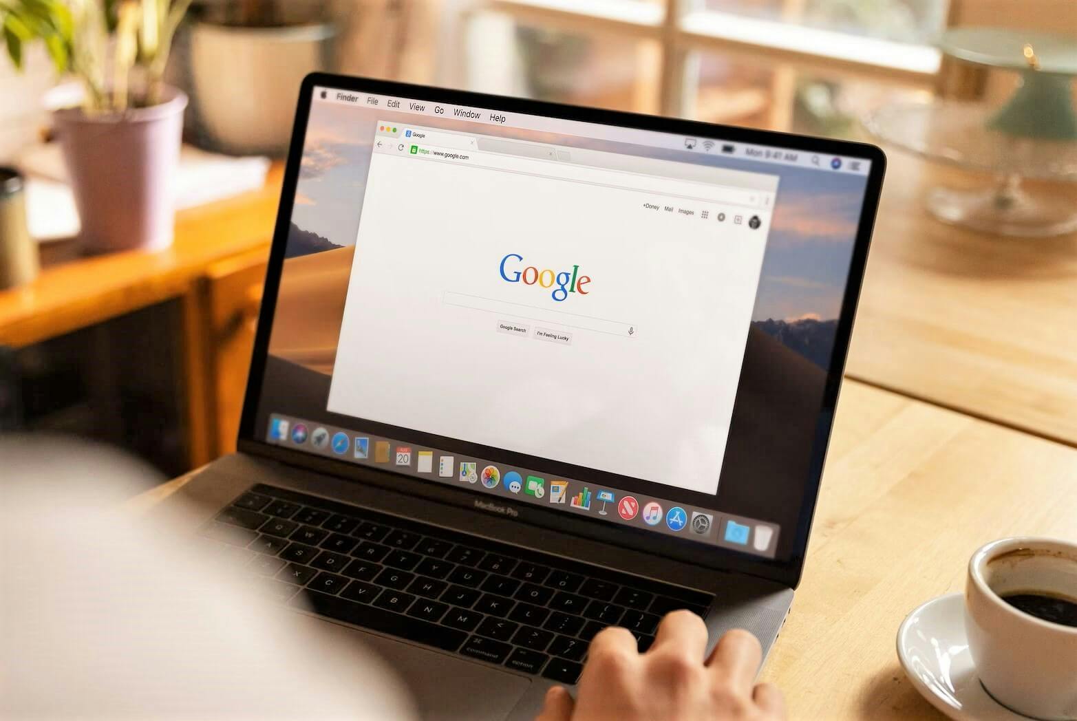 Continuous Scroll in Google Search: What It Is & How to Handle It in ...