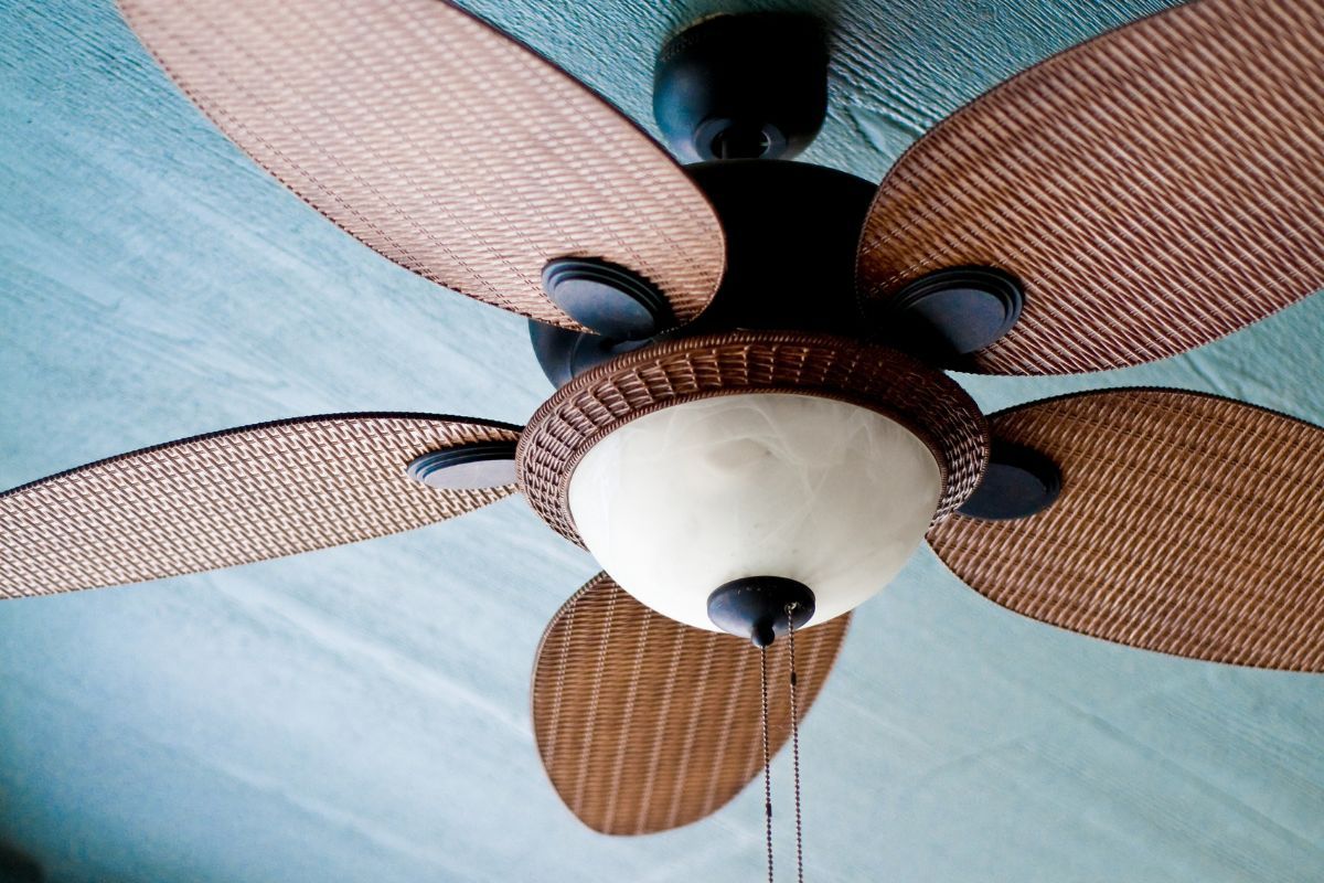 How to Use Your Ceiling Fan to Stay Cool and Save