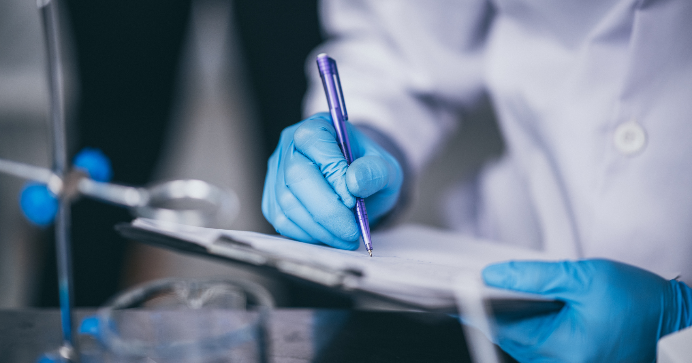 Mastering scientific intelligence in medicine: challenges and best ...