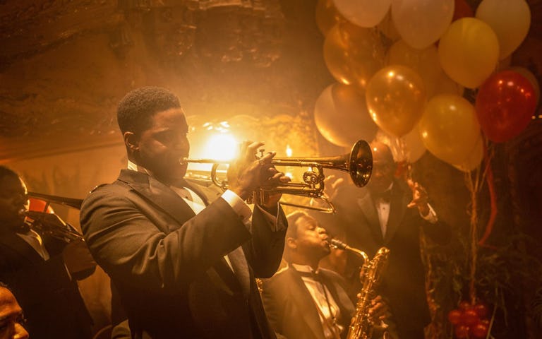 « Babylon » de Damien Chazelle s'offre un trailer endiablé « Babylon » de Damien Chazelle s'offre un trailer endiablé