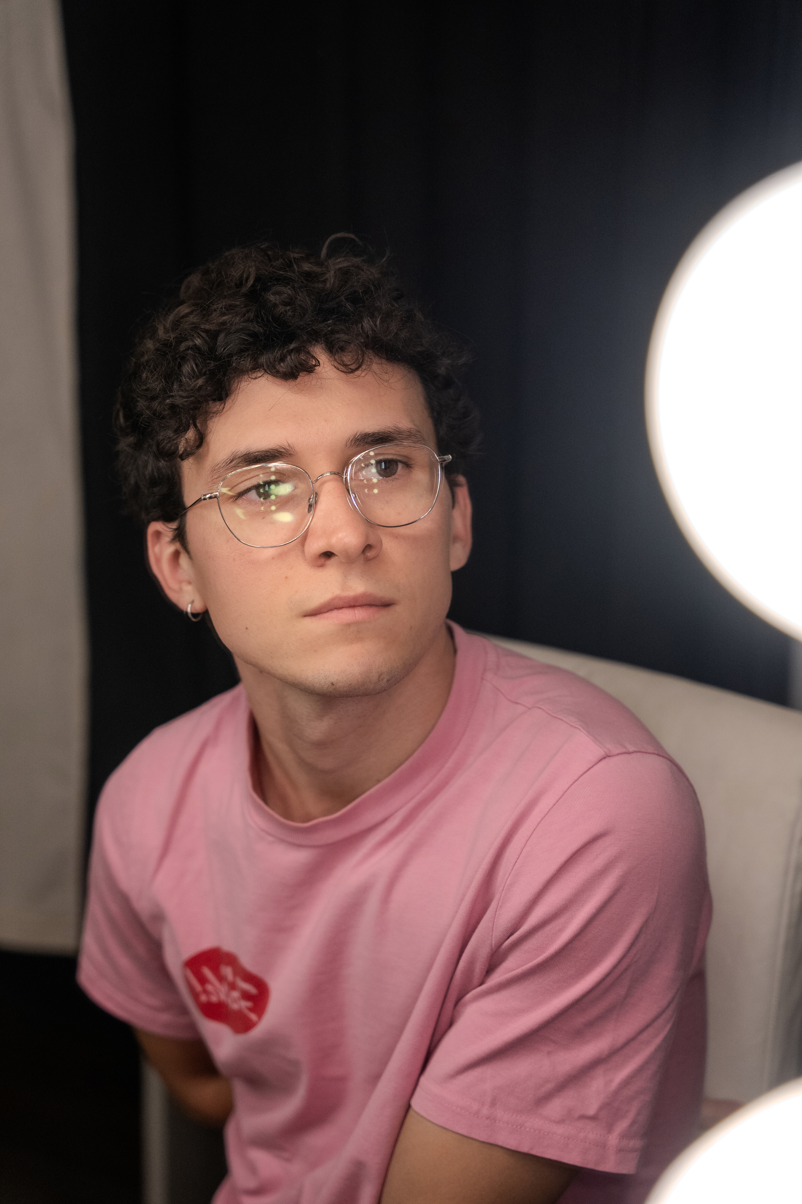 Qui est Louis Cattelat, l’humoriste à suivre en ce moment