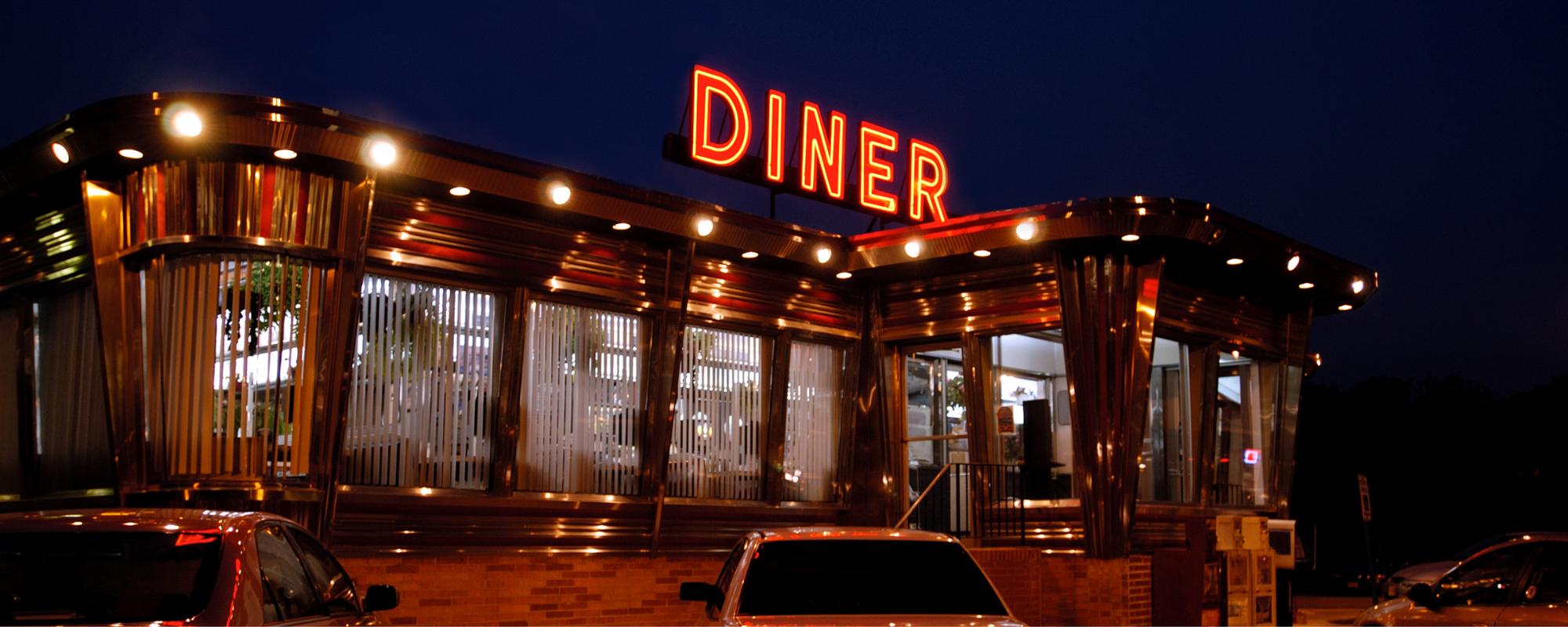 Solve Restaurant Industry Challenges in 2025 | PBX.IM Blog