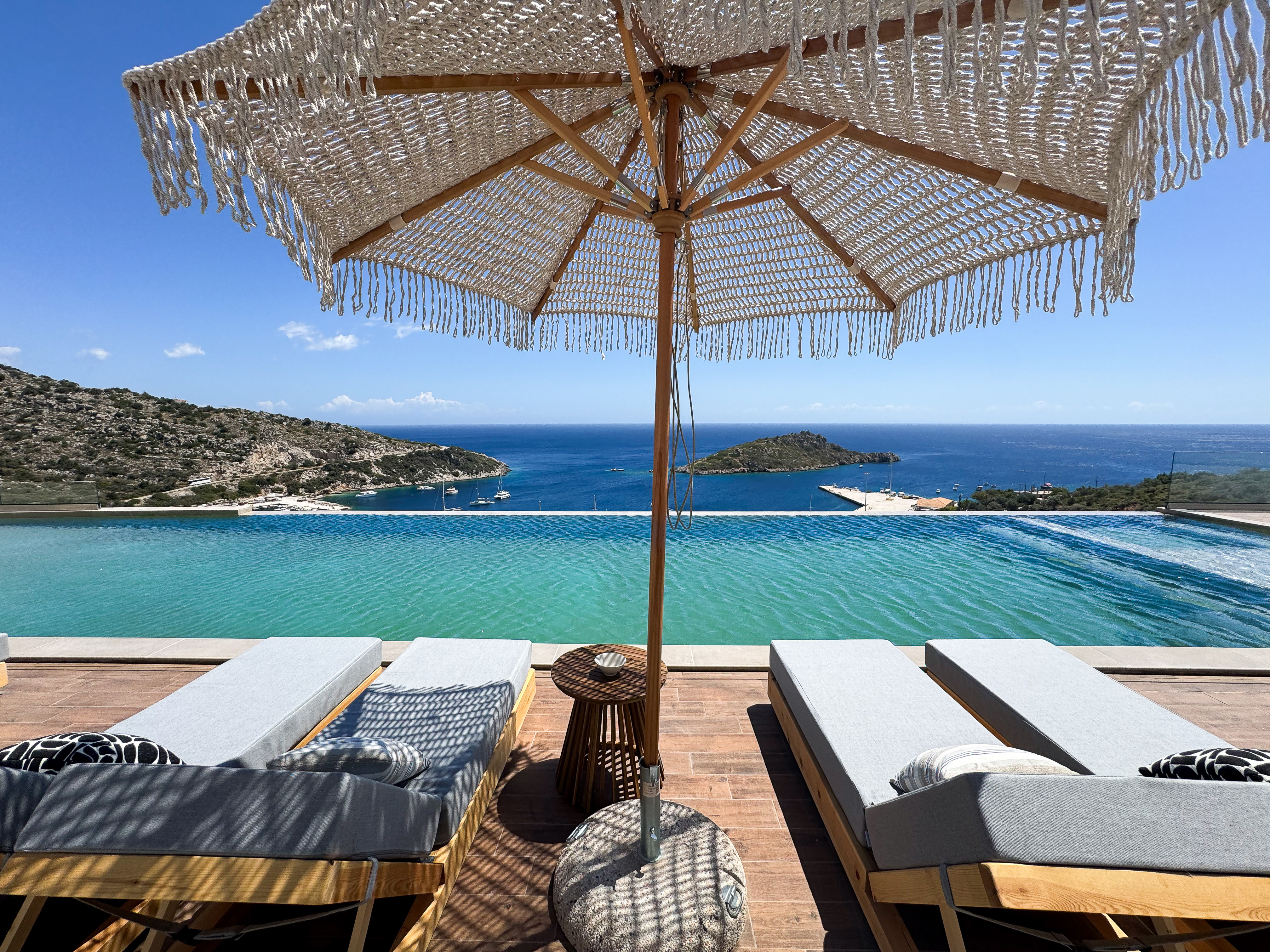 Argo | Infinity Pool 5 Bed Villa Zakynthos | Peligoni