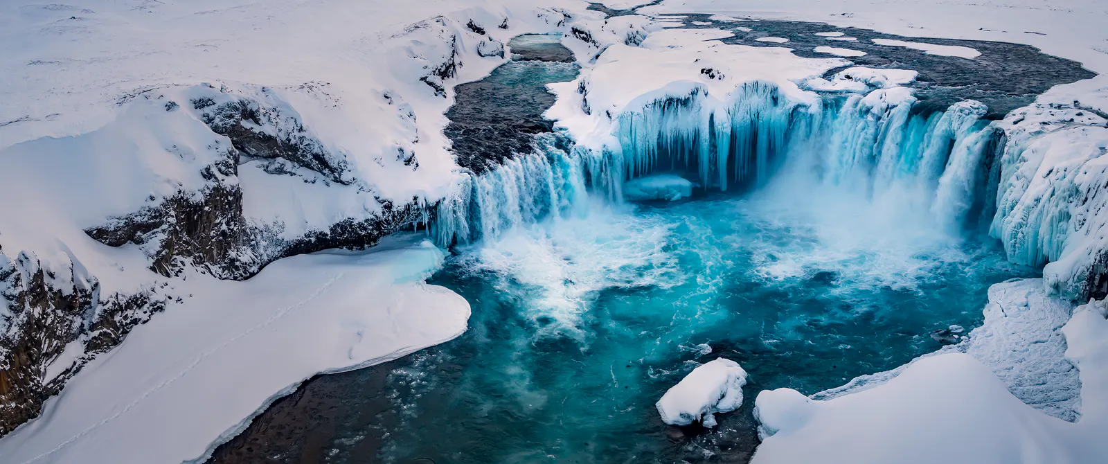 Guide To Goðafoss Waterfall In Iceland Perlan
