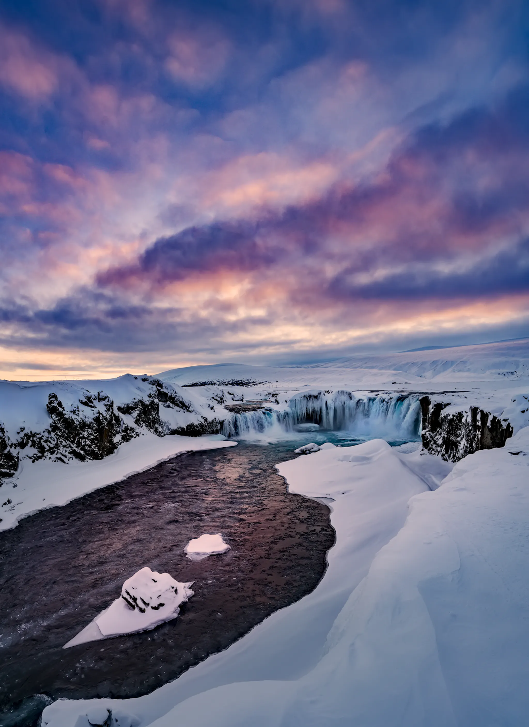 Guide to Goðafoss Waterfall in Iceland | Perlan