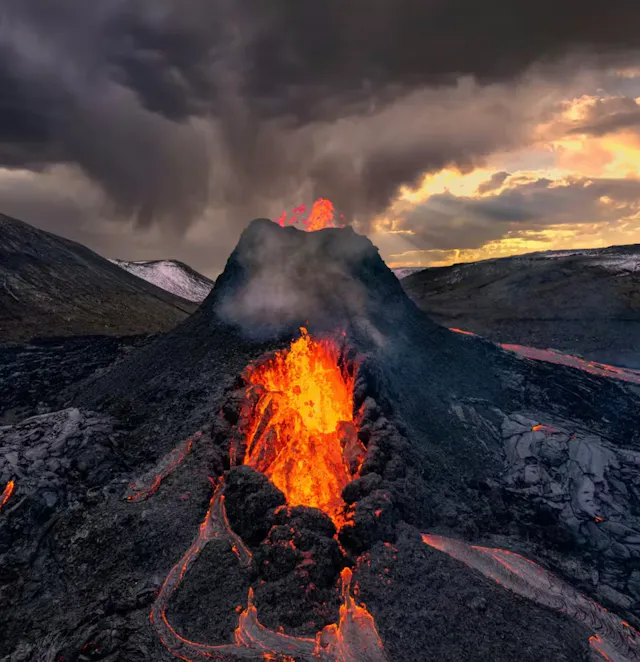 Immersive Volcano Show | Experience the eruptions of Iceland | Perlan