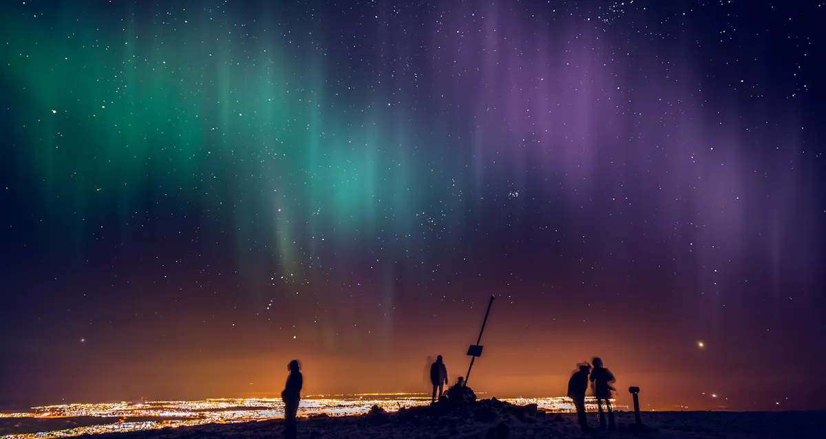 Tips for Experiencing the Northern Lights with Kids | Perlan