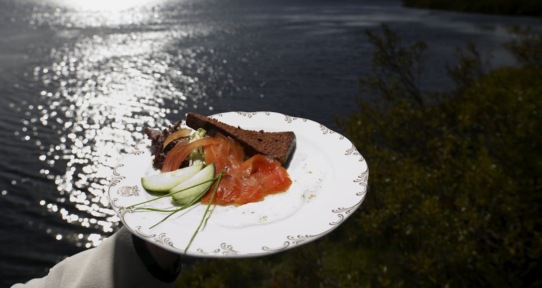 Taste the Icelandic Volcano Bread | Forces of Nature | Perlan