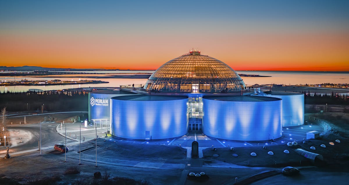 The Sunsets & Sunrises of Reykjavík | Perlan