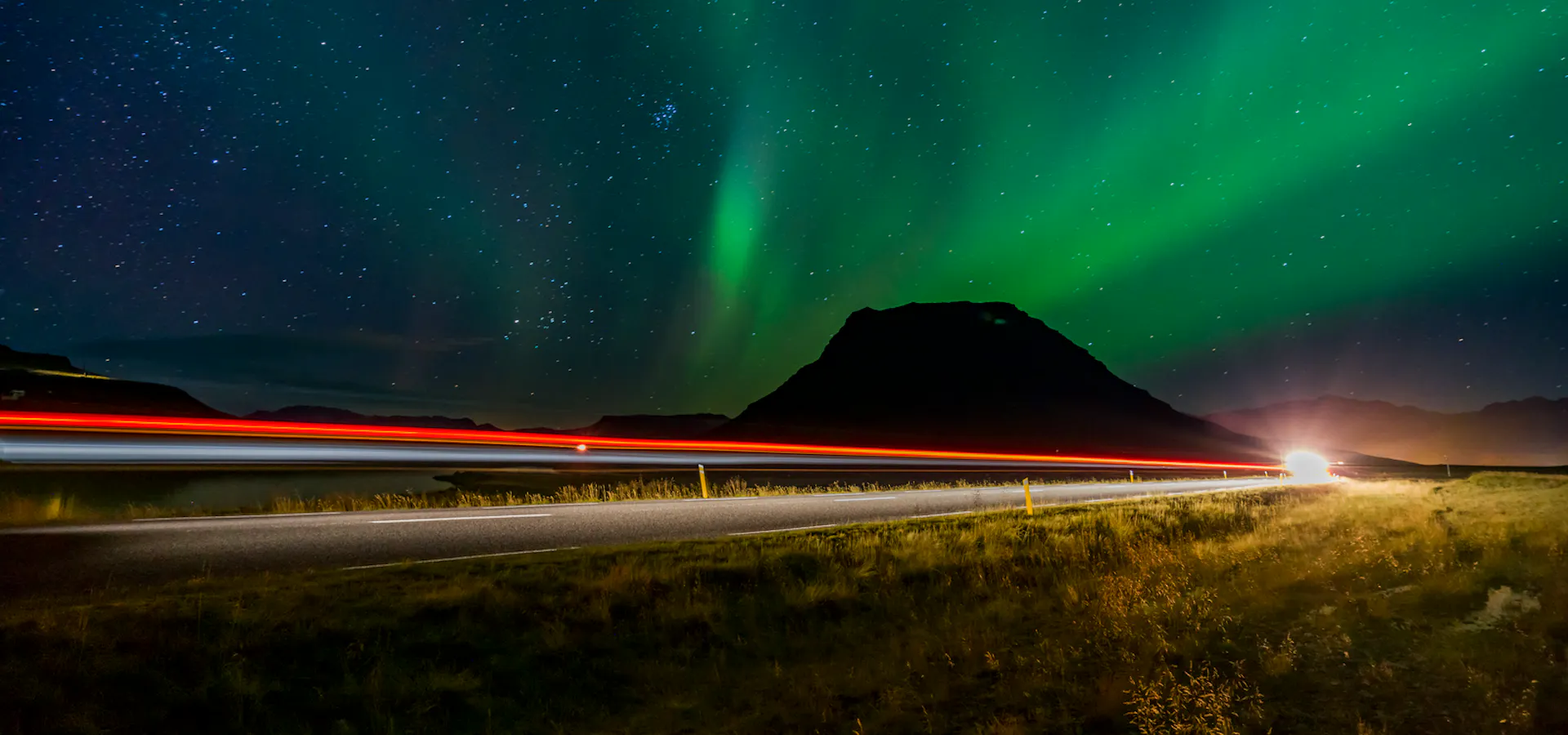 Aurora Australis vs. Aurora Borealis: Key Differences | Perlan