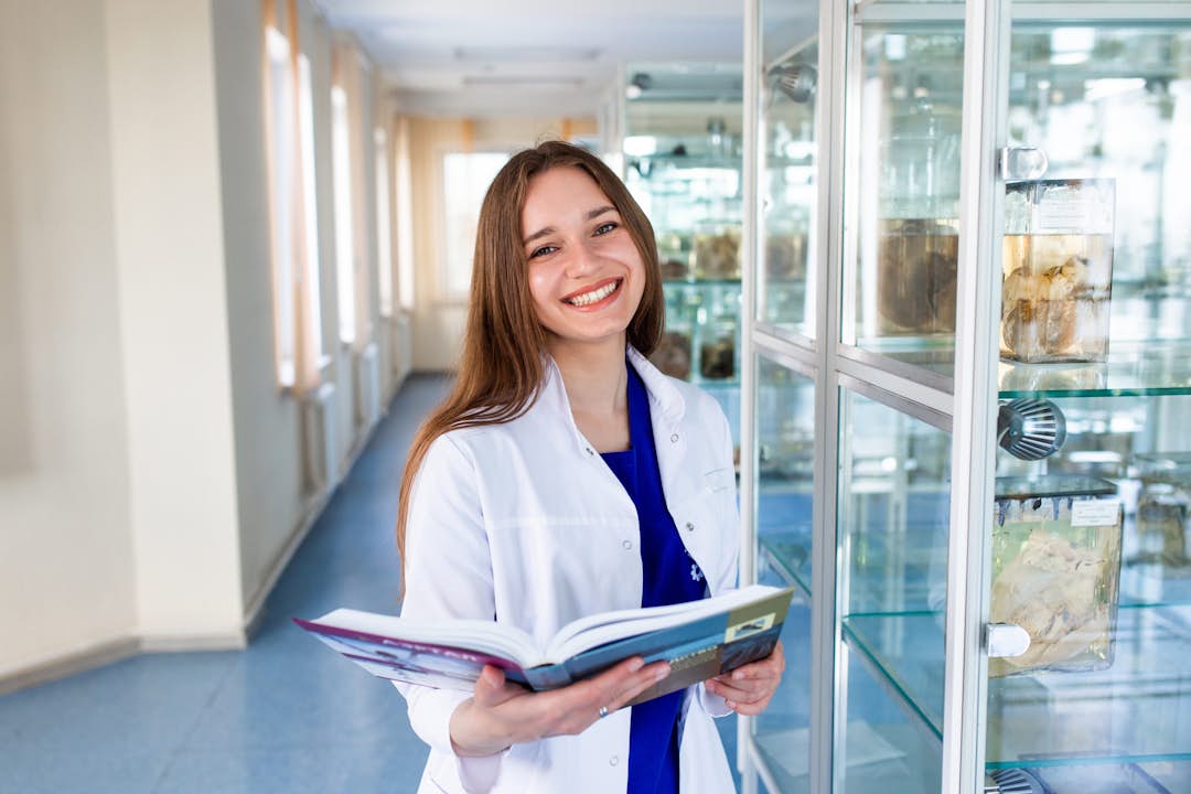 Pre-Med College Prep | High School to Med School | Prelum | Prelum