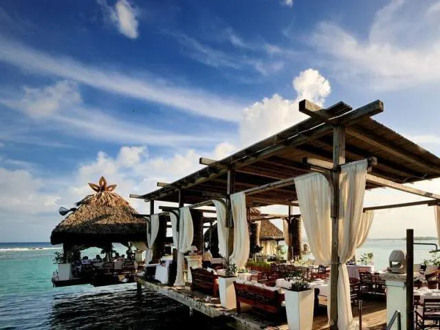 Boca Chica Restaurant ᐉ HOTEL ZAPATA ⋆⋆⋆ ( BOCA CHICA,