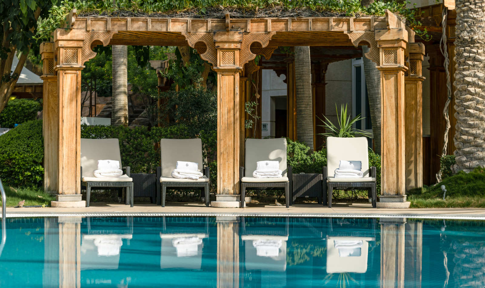 Access Qatar's Best Pools, Beaches & Resorts With Privilee