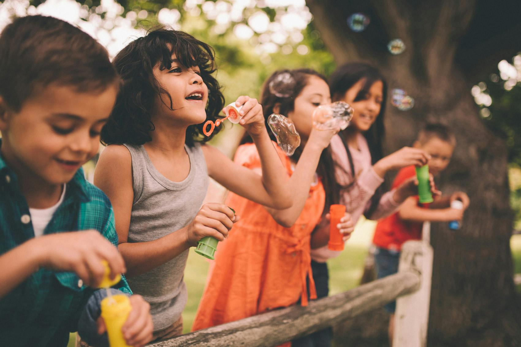 Careers with children | Discover the qualifications, training and ...