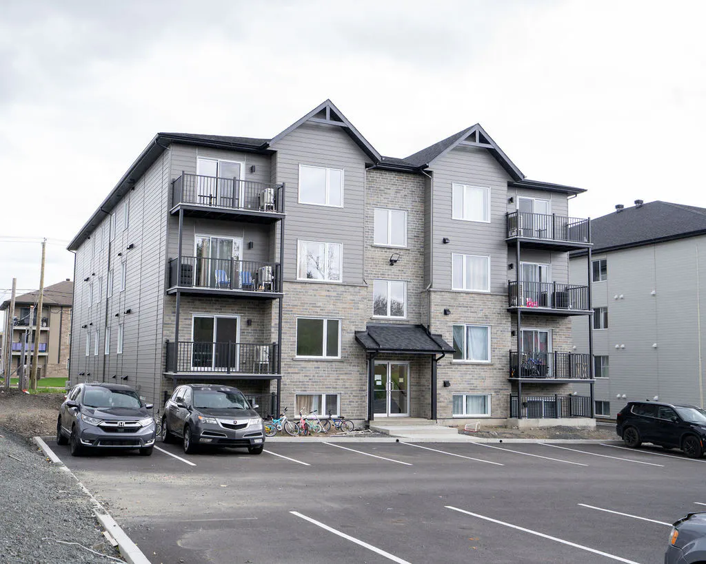 74, chemin Saint-Jacques | Nos mandats | RAY HARVEY