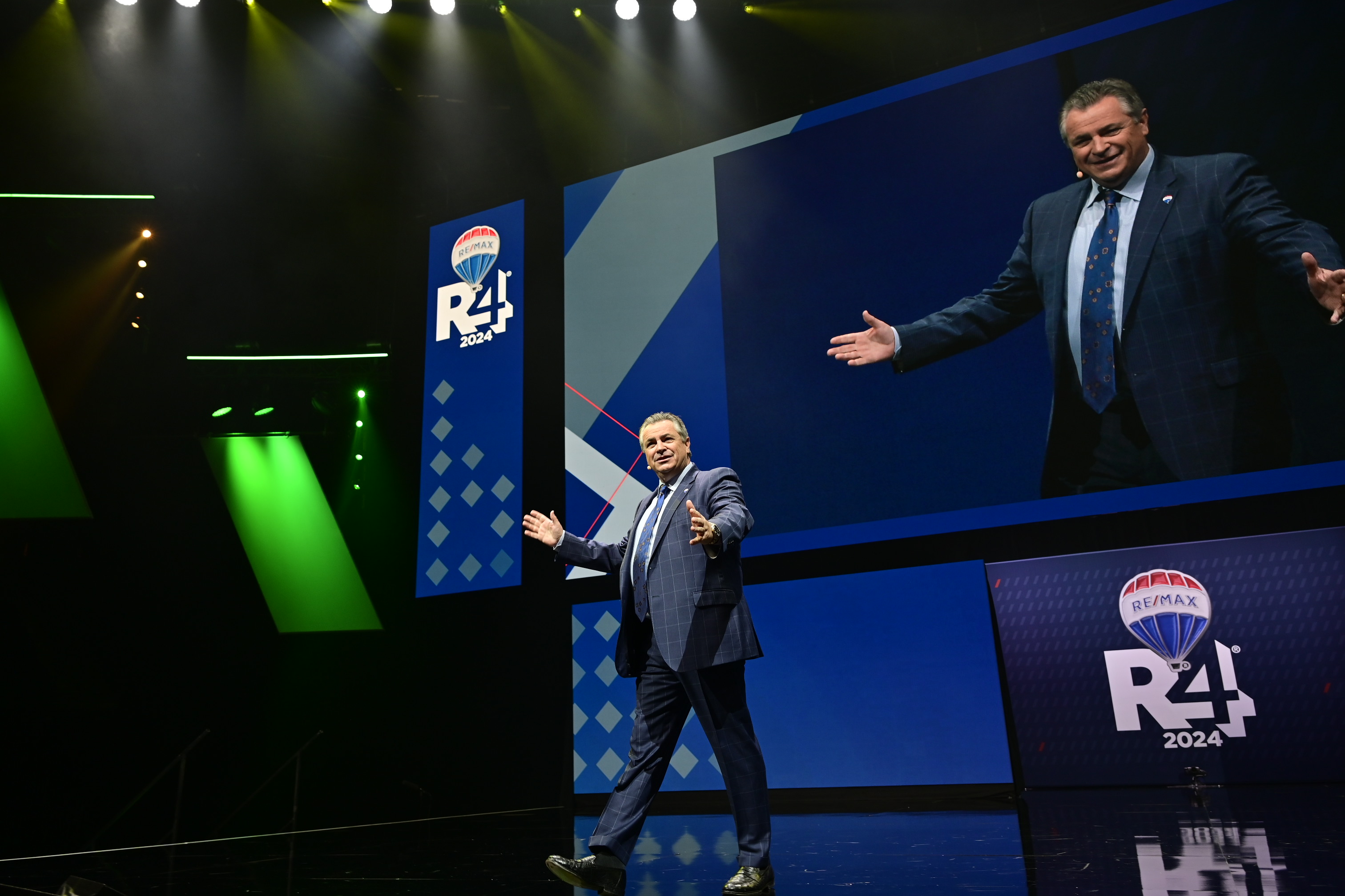 Brian Buffini at R4: ‘Now Is the Time to Plant Seeds’ | RE/MAX NEWS