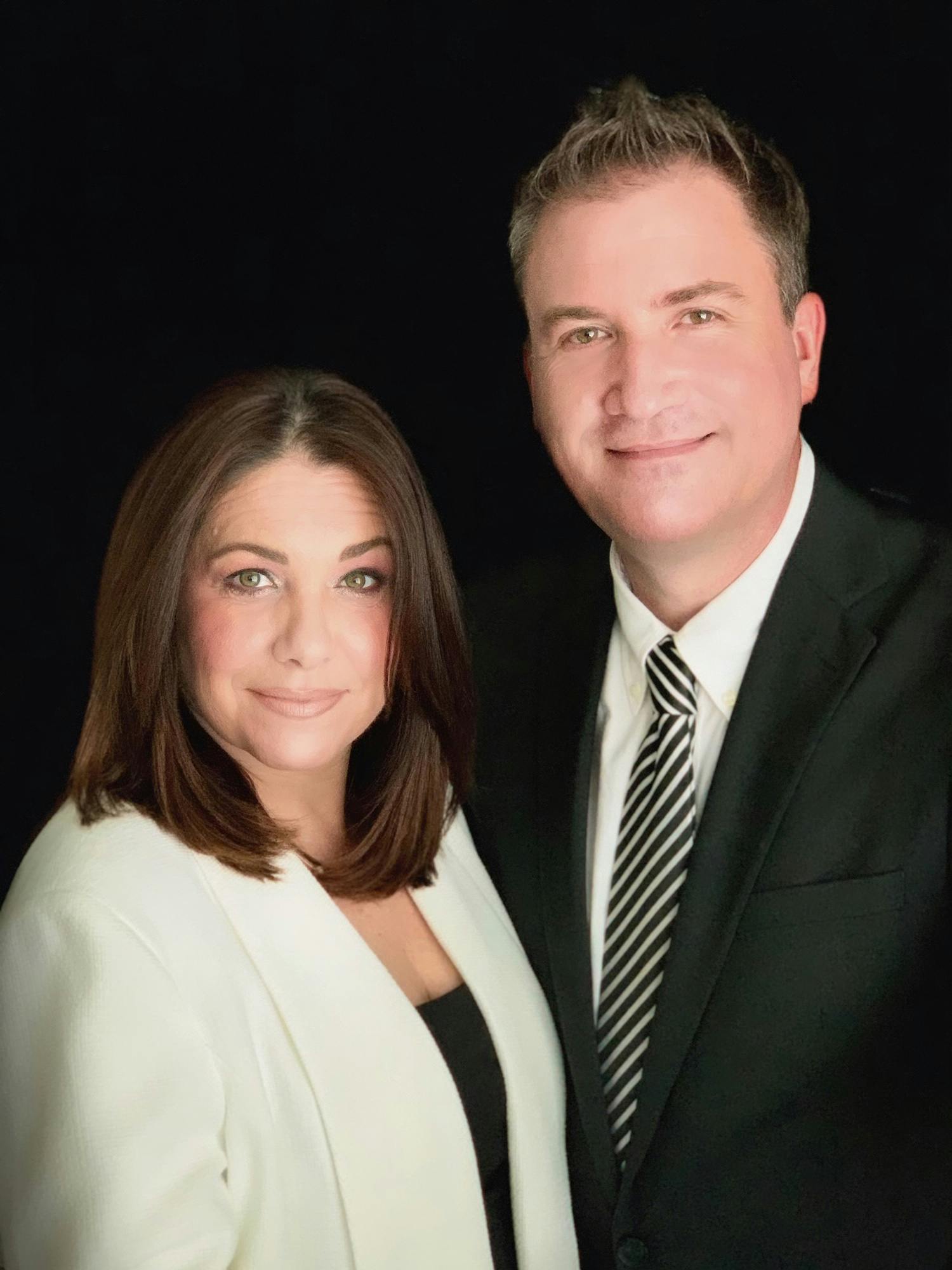 Husband-Wife Duo Find Home with RE/MAX Brokerage Over eXp | RE/MAX NEWS