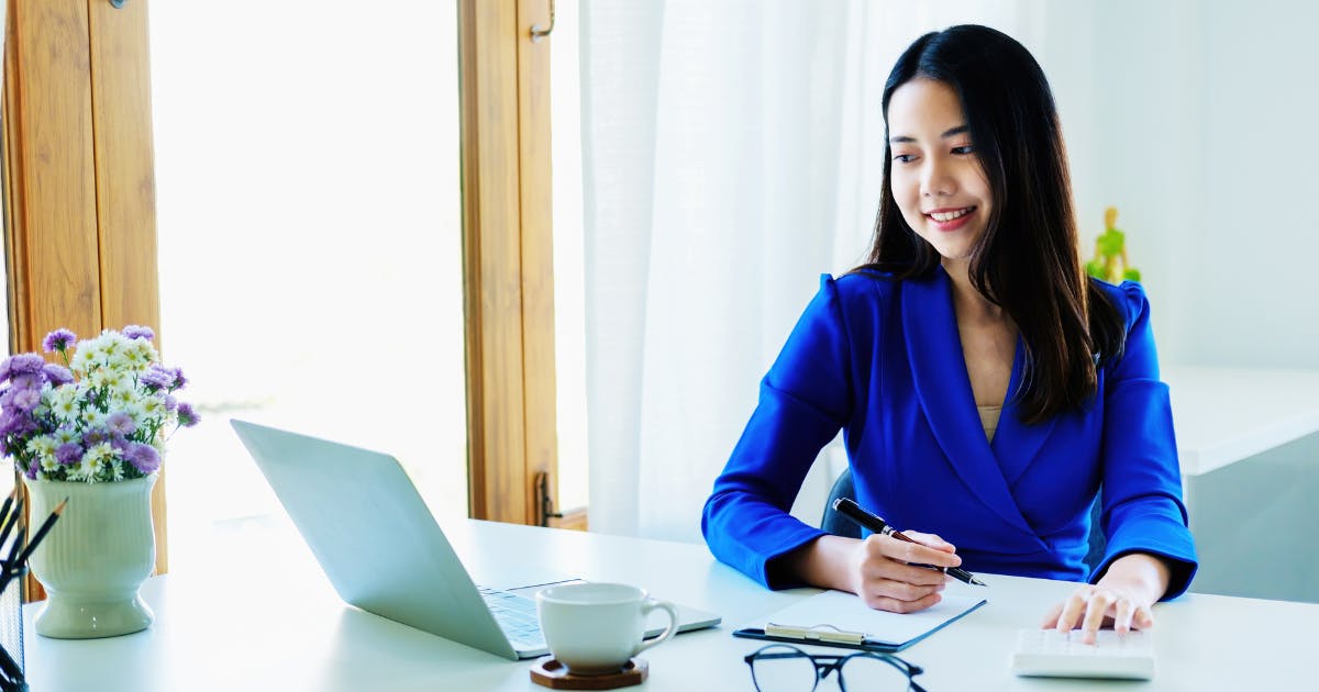 Economist Job Description, Salary and Qualifications on Ricebowl