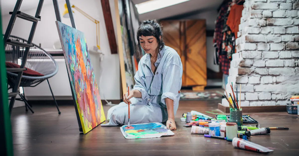 Artist Job Description, Salary and Qualifications on Ricebowl