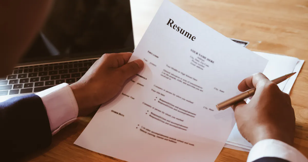 How To Write a General Part-Time Job Resume (With Template)