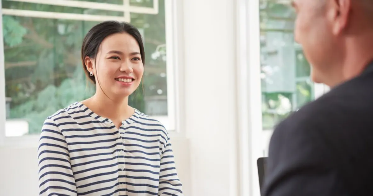 How to Answer Interview Question: Describe Yourself in 3 Words