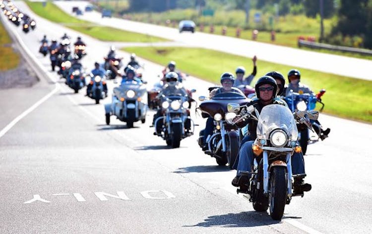 Motorcycle Rentals - Riders Share