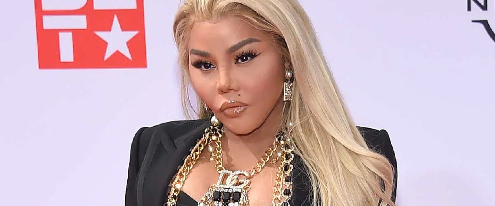 Lil Kim Album Cover Stolen