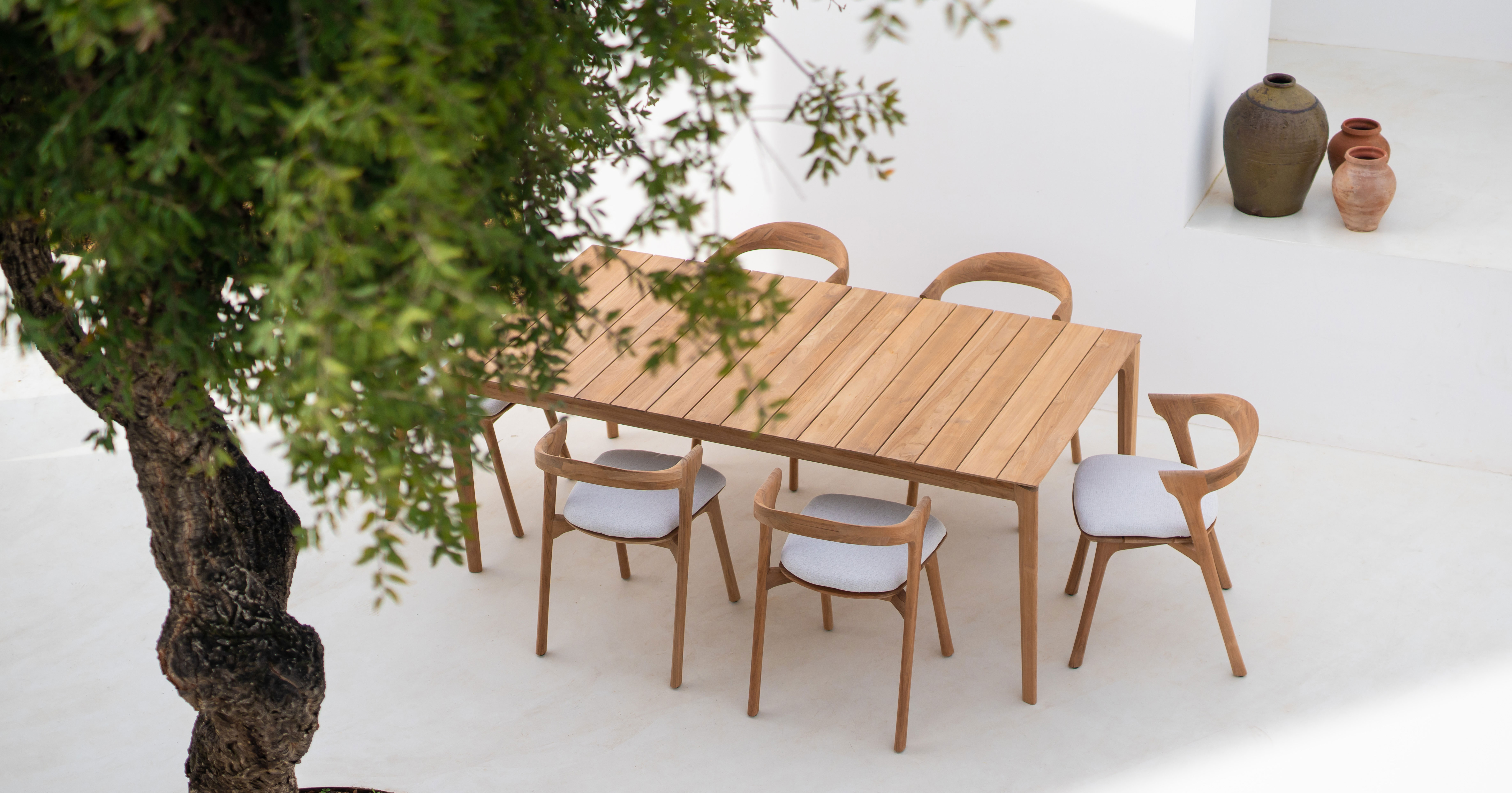 Stijlvolle tuinstoelen waar comfort en elegantie samenkomen bij ...