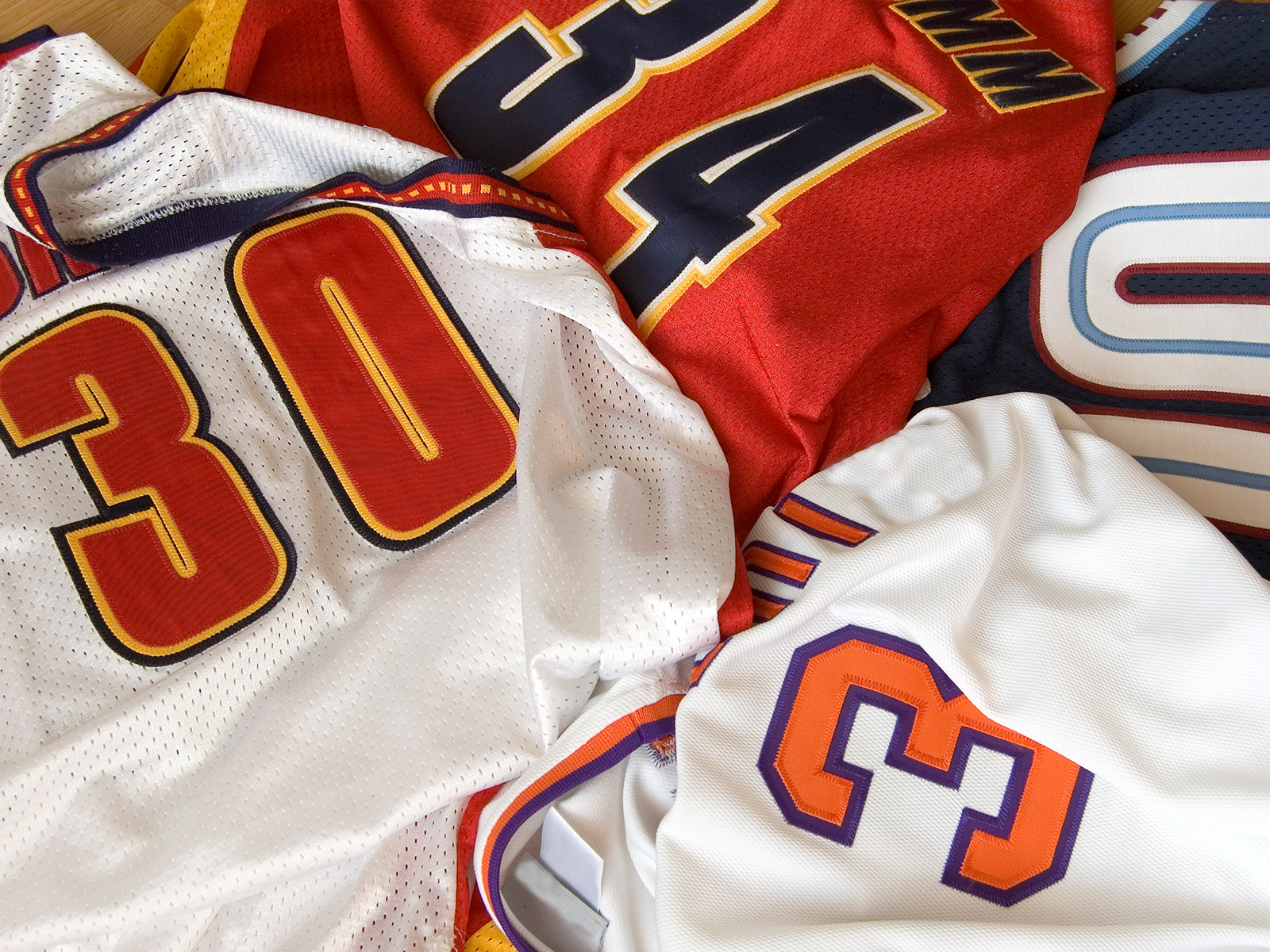 A Beginner's Guide To Tackle Twill Embroidery on Apparel