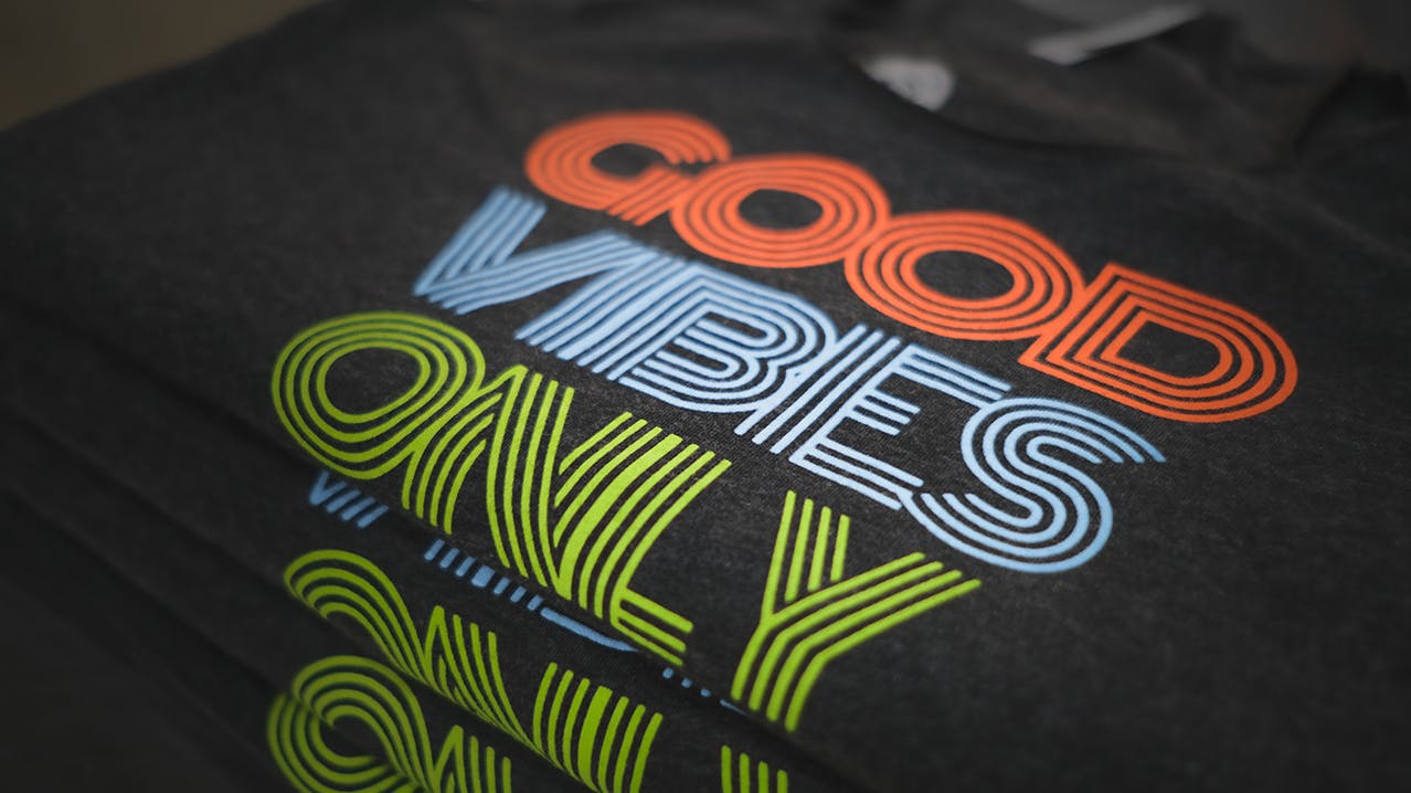 Advanced Multicolor Screen Printing | Vibrant Apparel