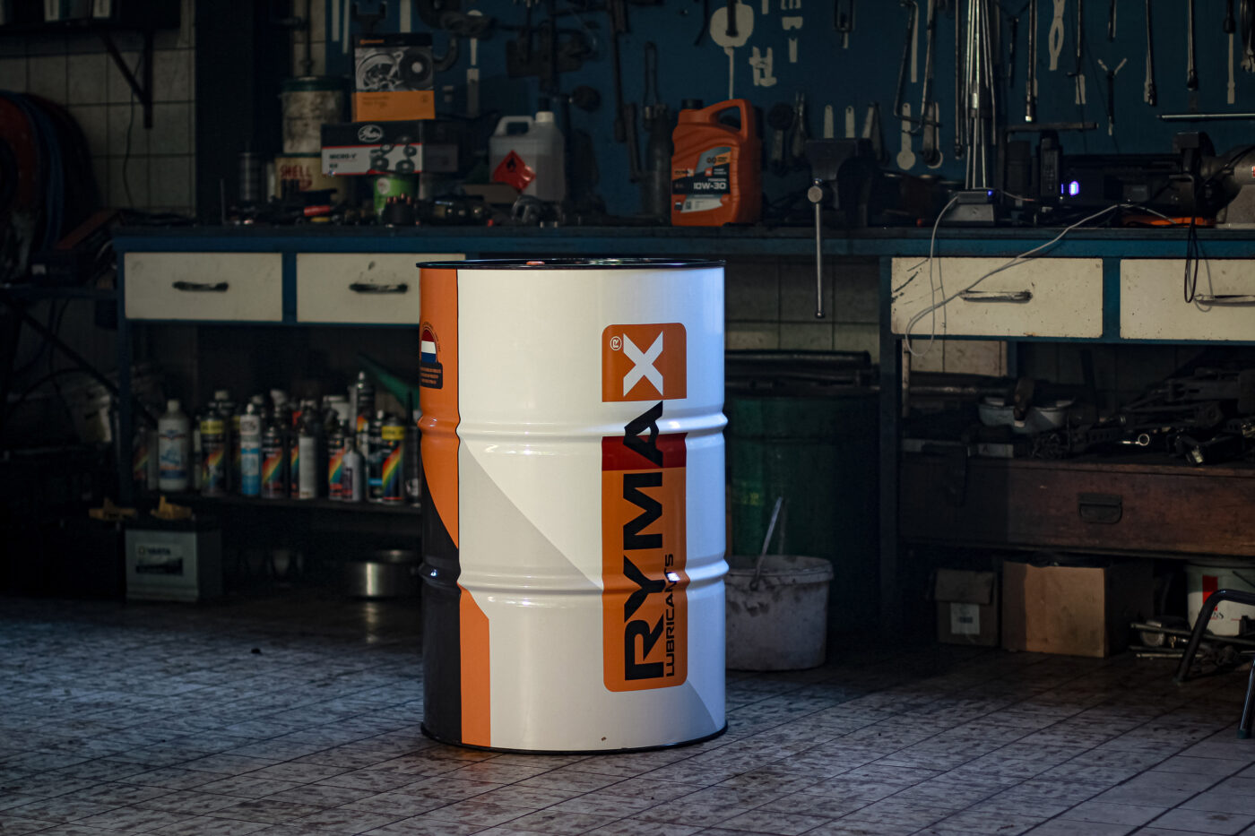 High quality lubricants, greases and car care products | Rymax Lubricants