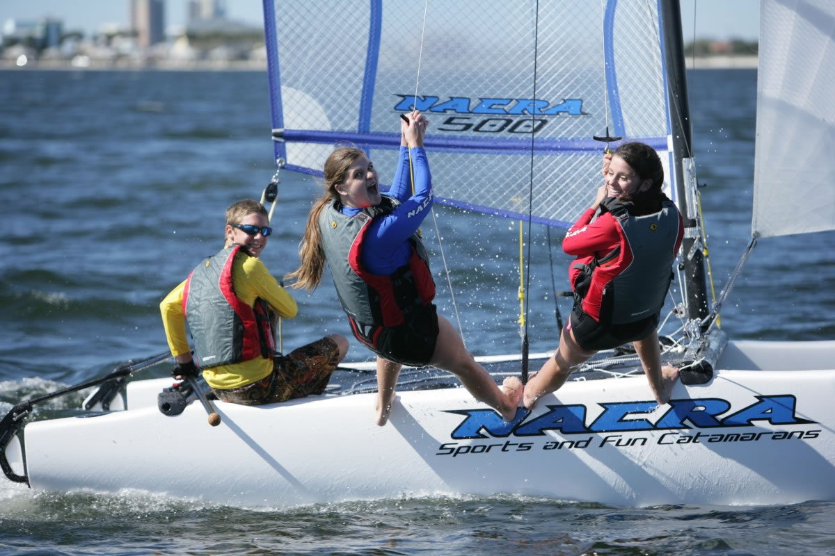 Nacra 500, le catamaran facile pour les familles ou les couples