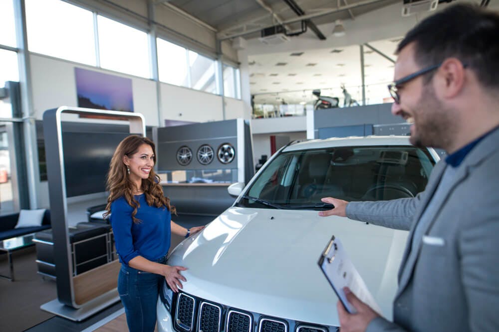 The Guide to Digital Signage for Car Showrooms - ScreenCloud