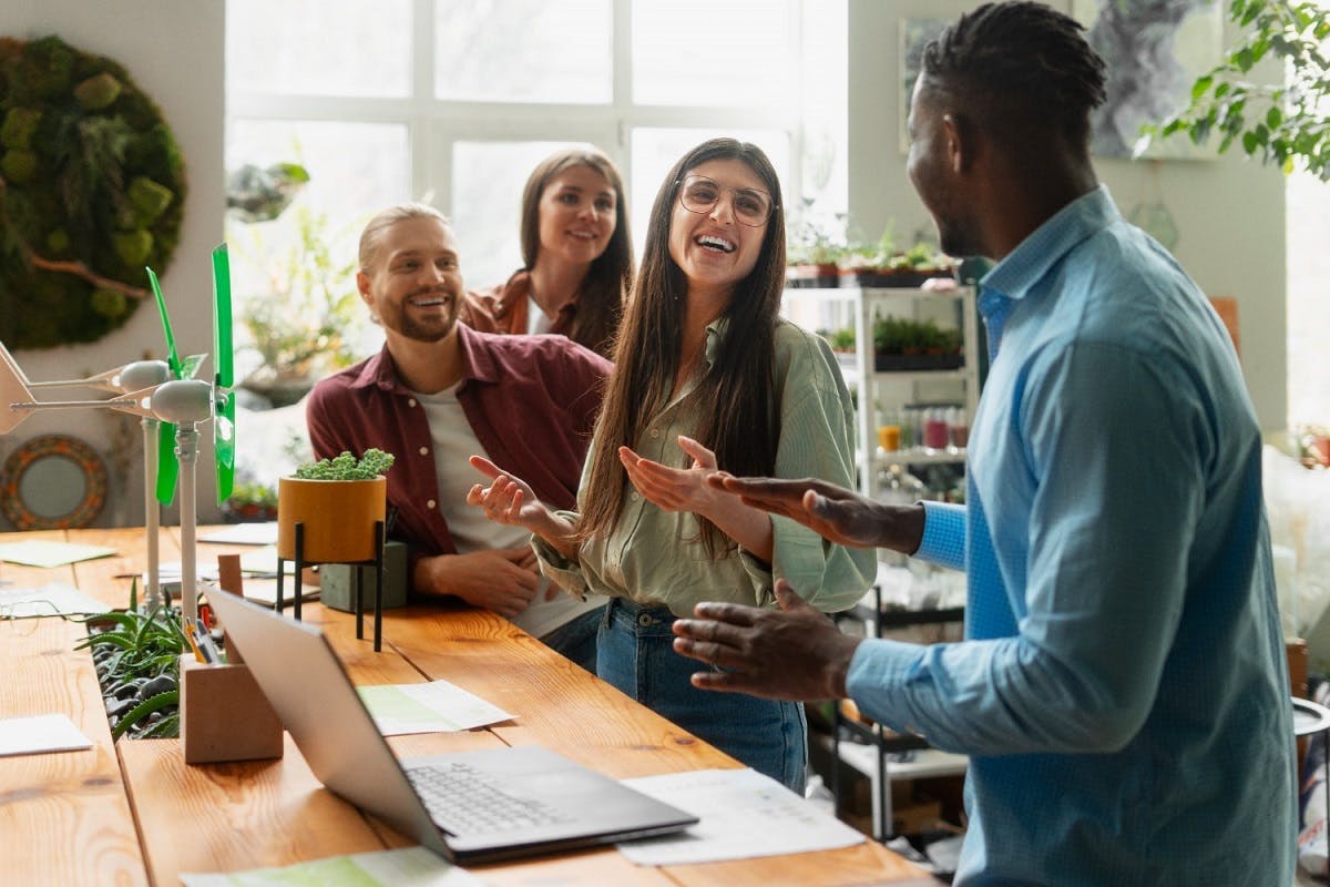Creating a Happy Workplace: Effective Strategies for Success - ScreenCloud