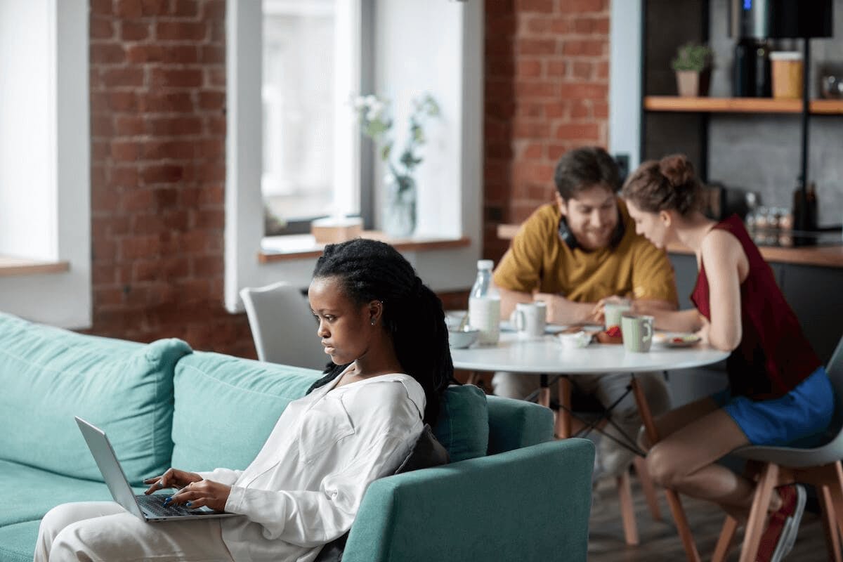 20 Break Room Ideas to Improve Your Employee Experience - ScreenCloud