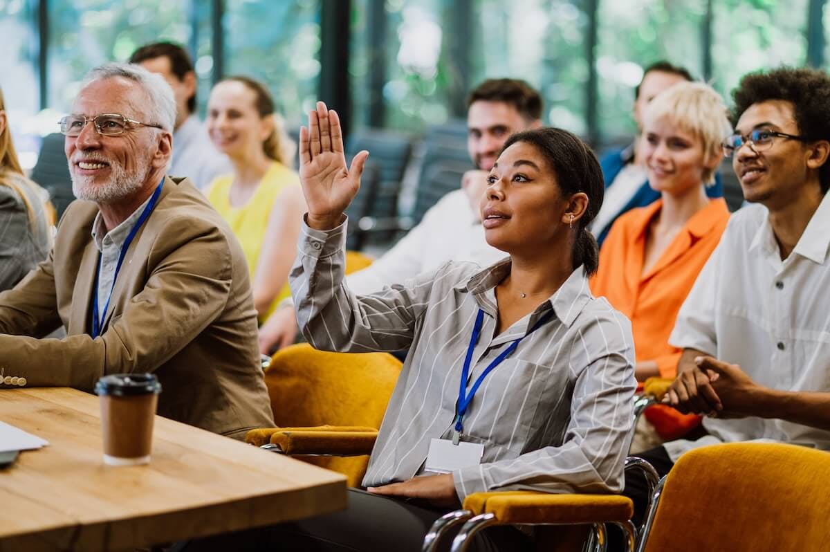 Company All-Hands Meetings; Your Complete Guide - ScreenCloud