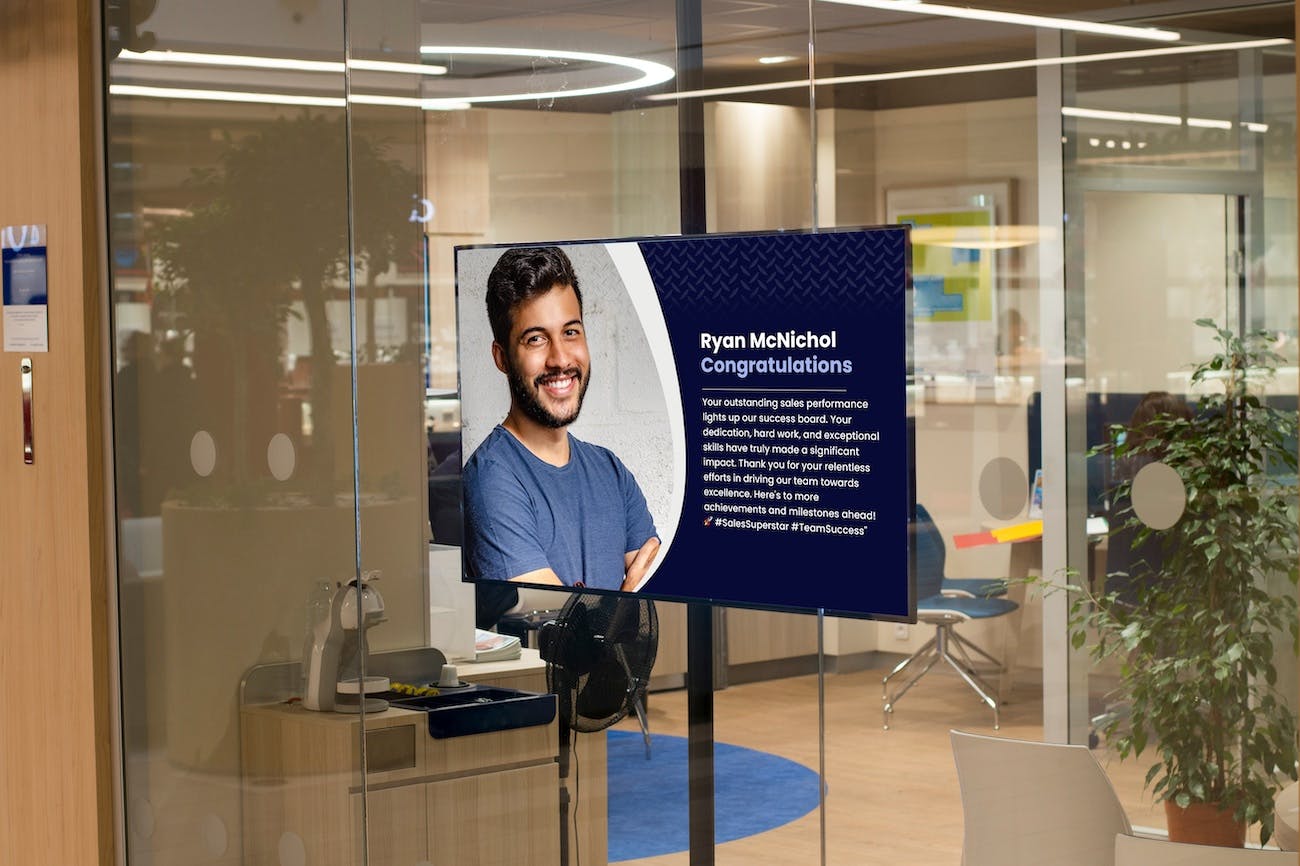 How to create a digital employee recognition board - ScreenCloud