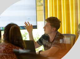 How to Develop Effective Key Risk Indicators + Best Practices for 2025