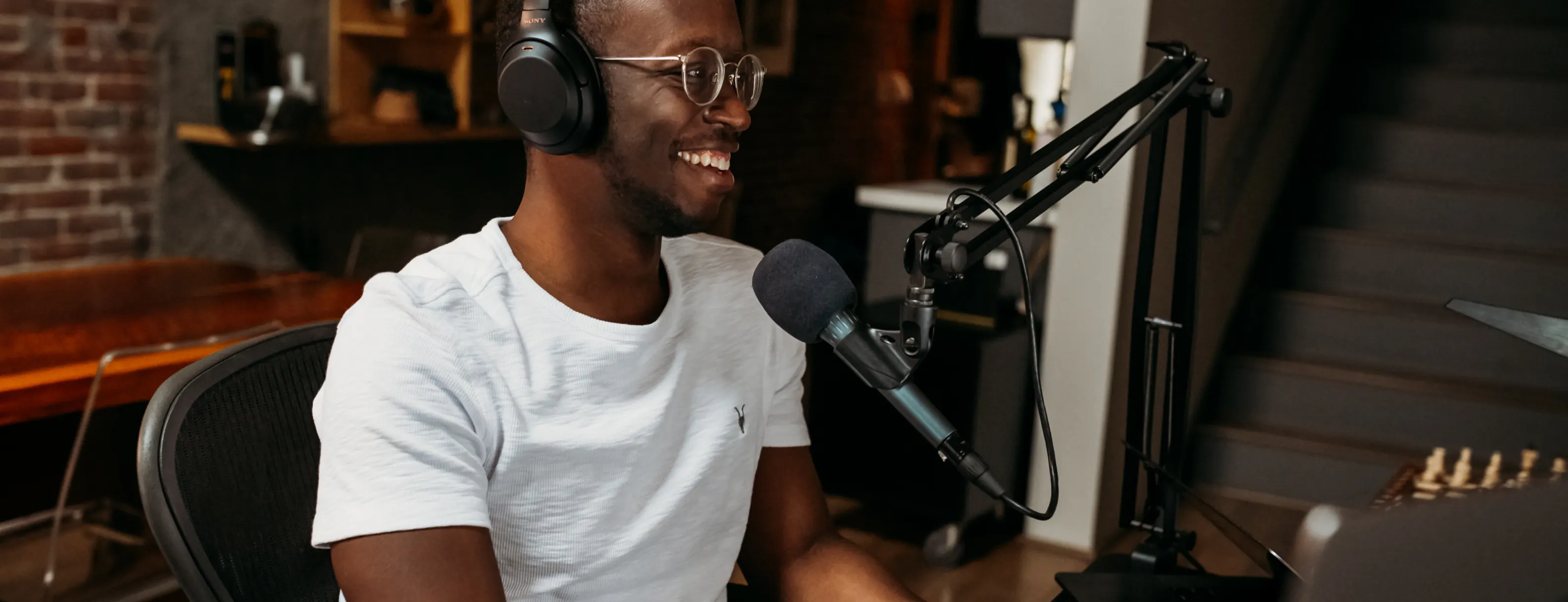 20+ Cybersecurity Podcasts to Listen to Stay Informed about News ...