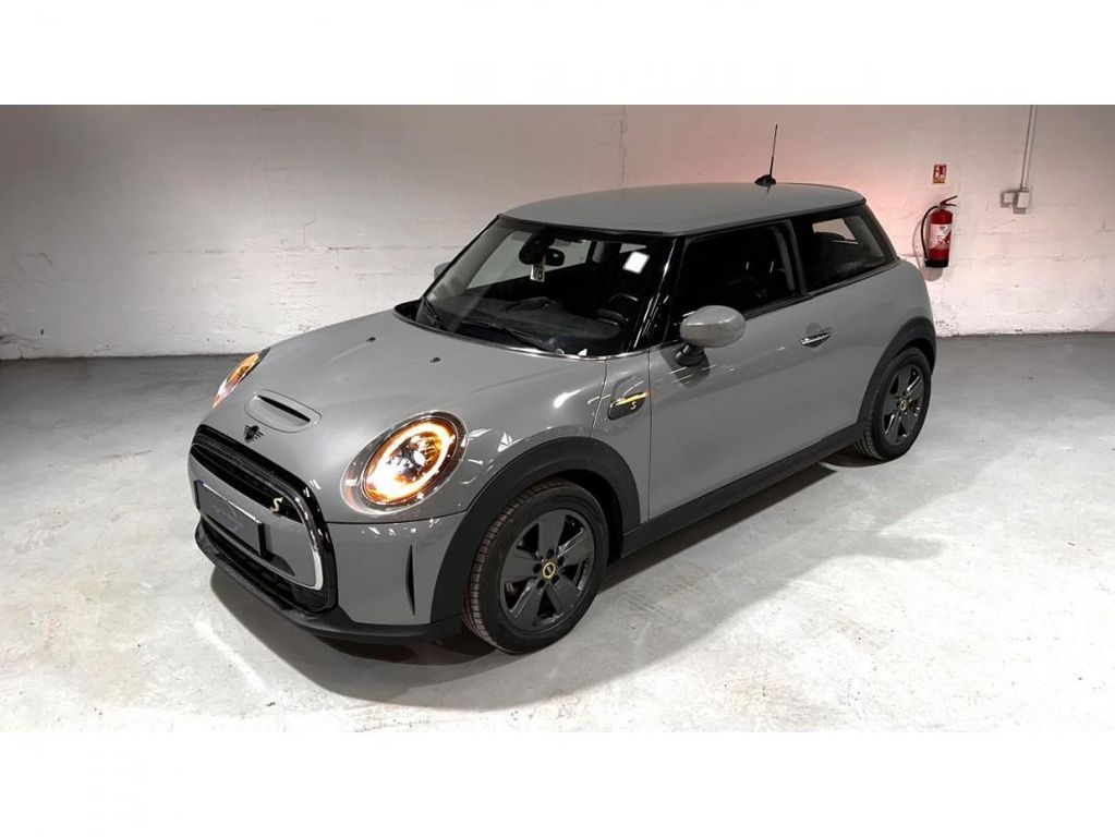 Erste Testfahrt im neuen Mini Cooper Electric | mobile.de