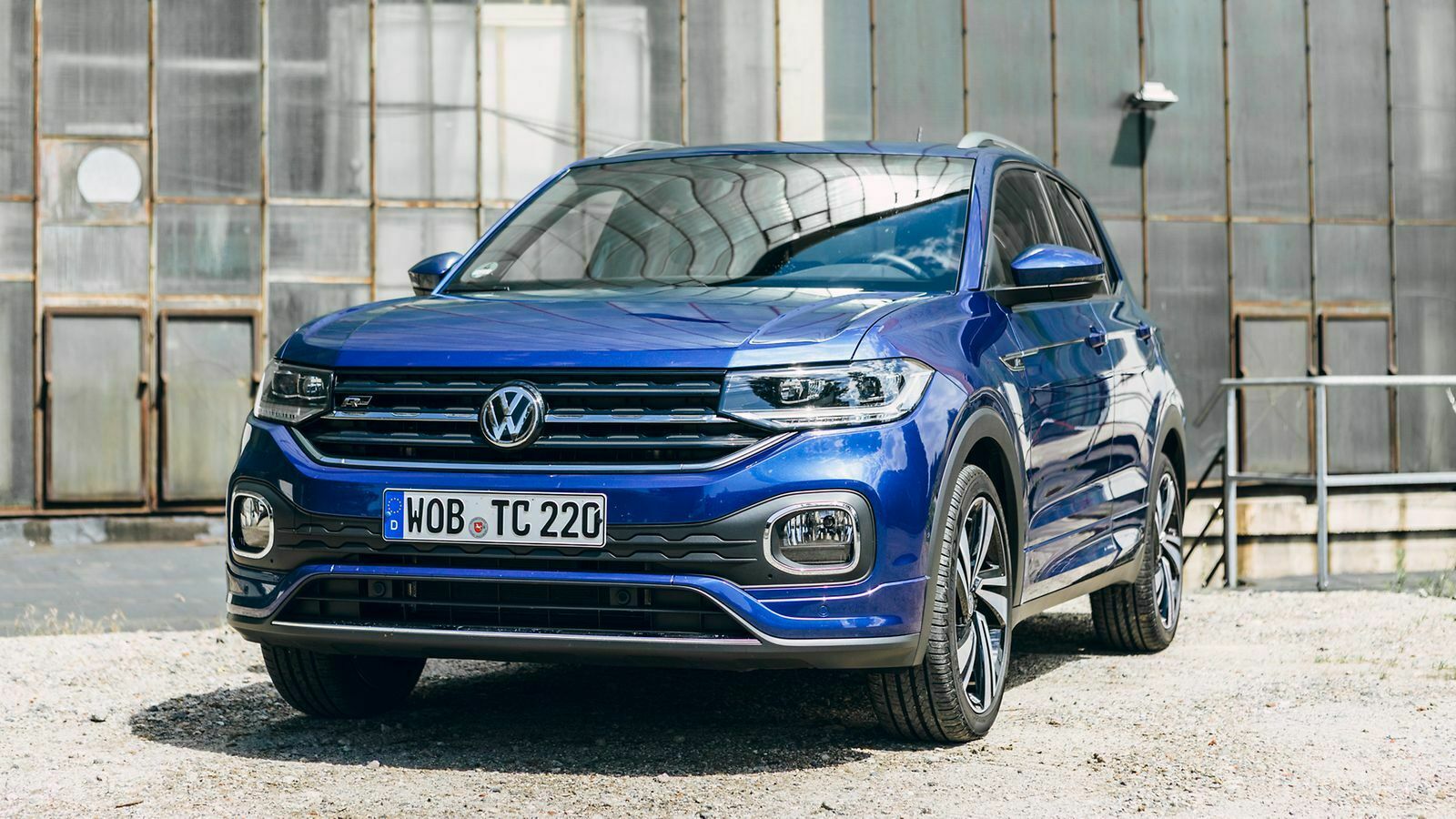 Das kleinste VW-SUV: Der VW T-Cross (ab 2019) im Alltagstest | mobile.de