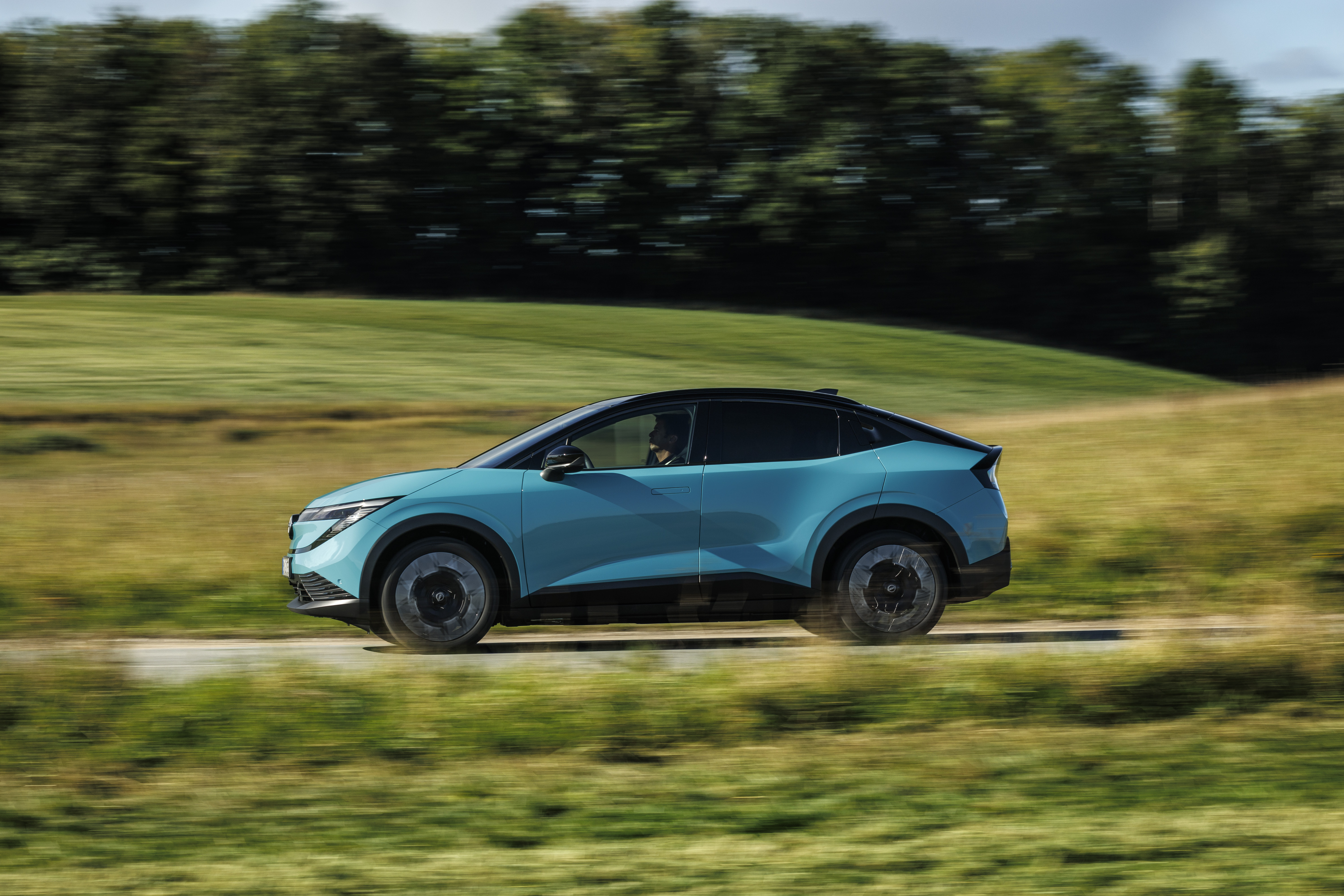 Nissan Leaf 2026 im Test: Reichweite, Preise & Kaufberatung | mobile.de