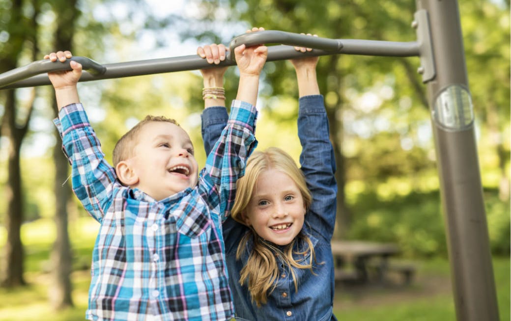 How to Keep Your Kids Safe at the Playground this Summer - SiebenCarey