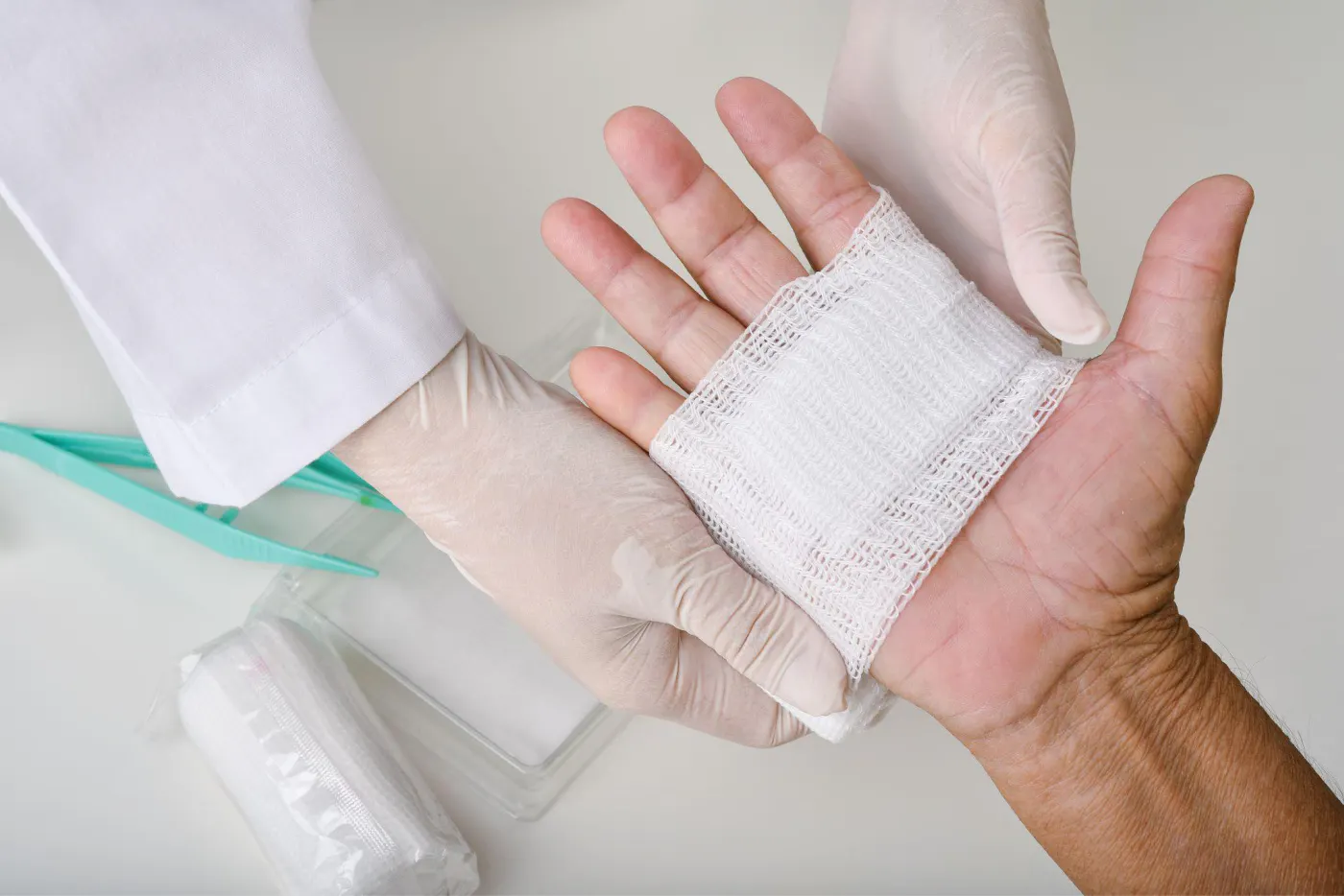 Signs of Infection After an Injury - SiebenCarey