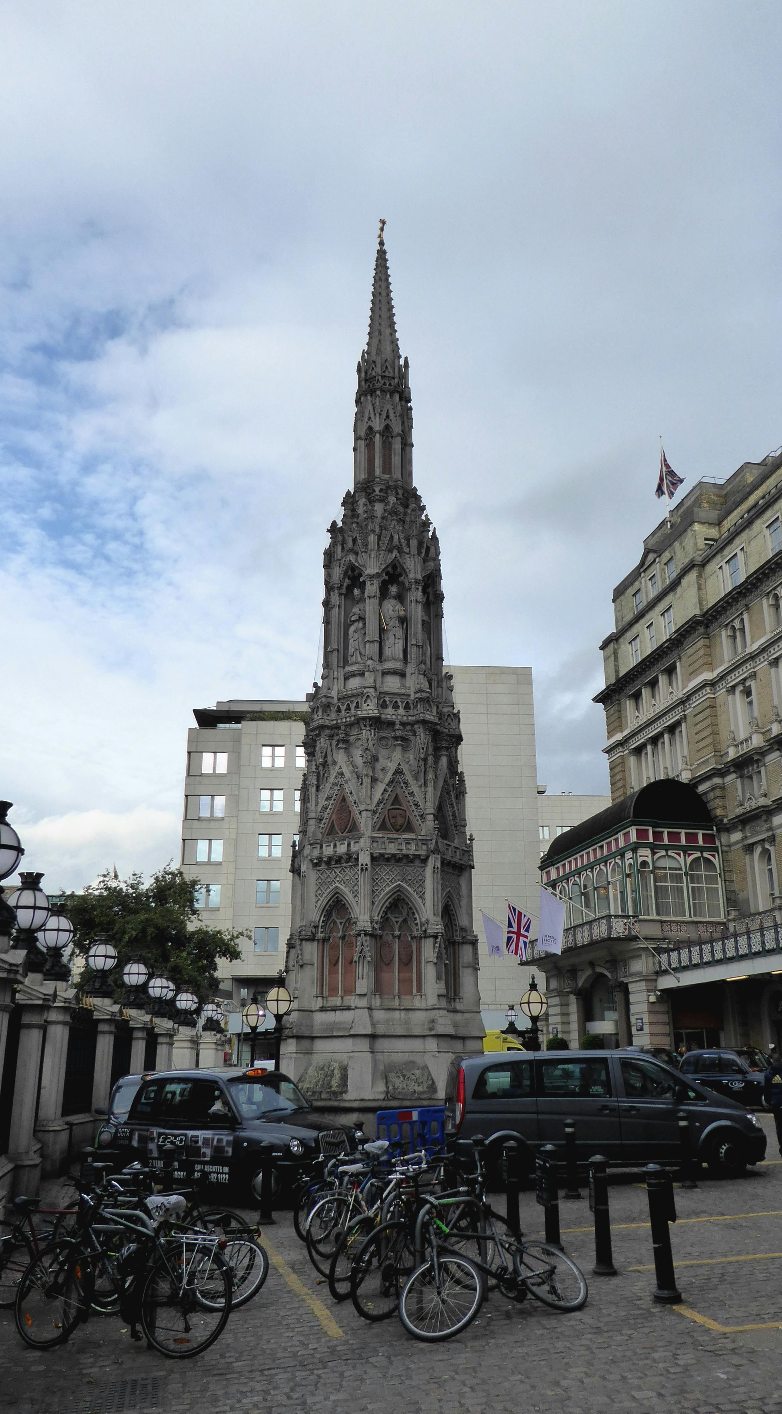 Charing Cross - Place - Bite Sized Britain - Britain’s amazing history ...