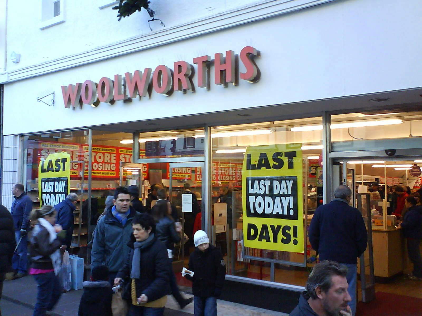 Woolworths - Nostalgia - Bite Sized Britain - Britain’s amazing history ...